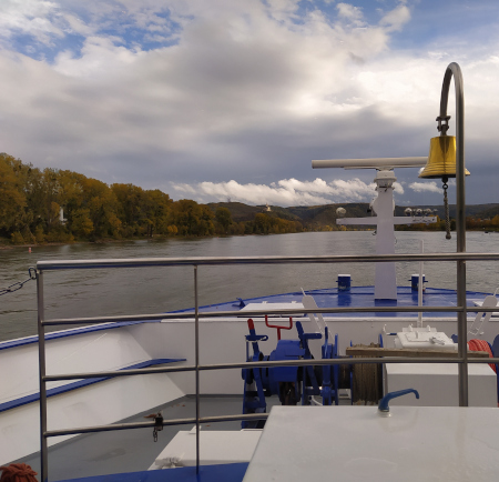 Eine herbstliche Schifffahrt auf dem Rhein von Amsterdam bis Basel ...
